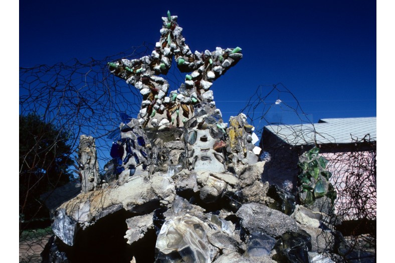 George & Ruth Ray, Ornamental Garden | SPACES Archives