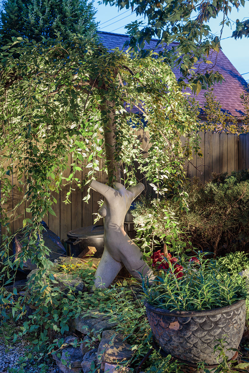 WinceWorld | SPACES Archives